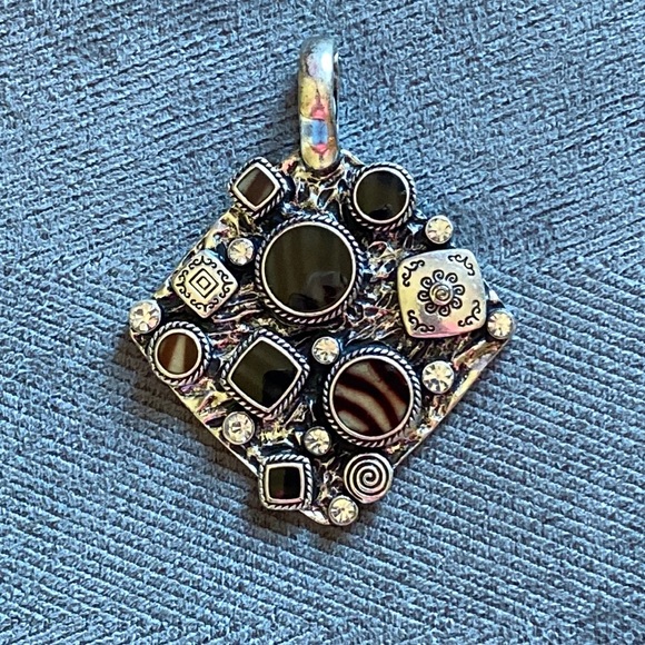 Premier Designs | Jewelry | Premier Jewelry Magnetic Enhancer Artistic ...